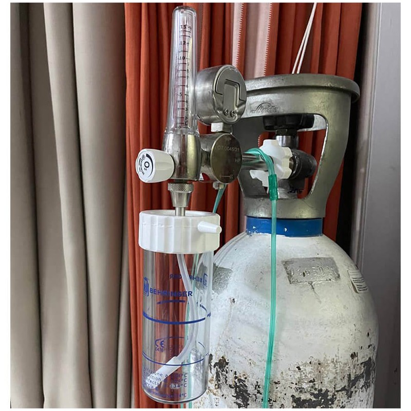 Medical pressure regulator + humidifier | Biomedica Tunisia
